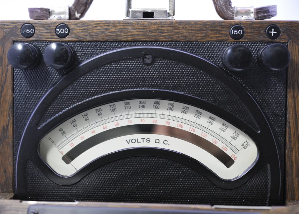 Weston model 45 DC voltmeter 1951 #60473 – Minnow